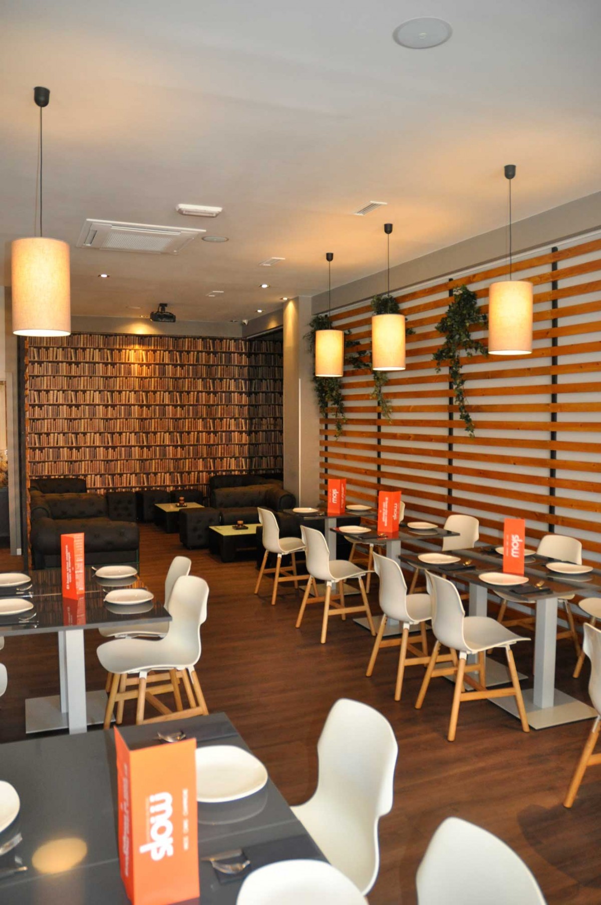 Slow Restaurant | Fanstudio